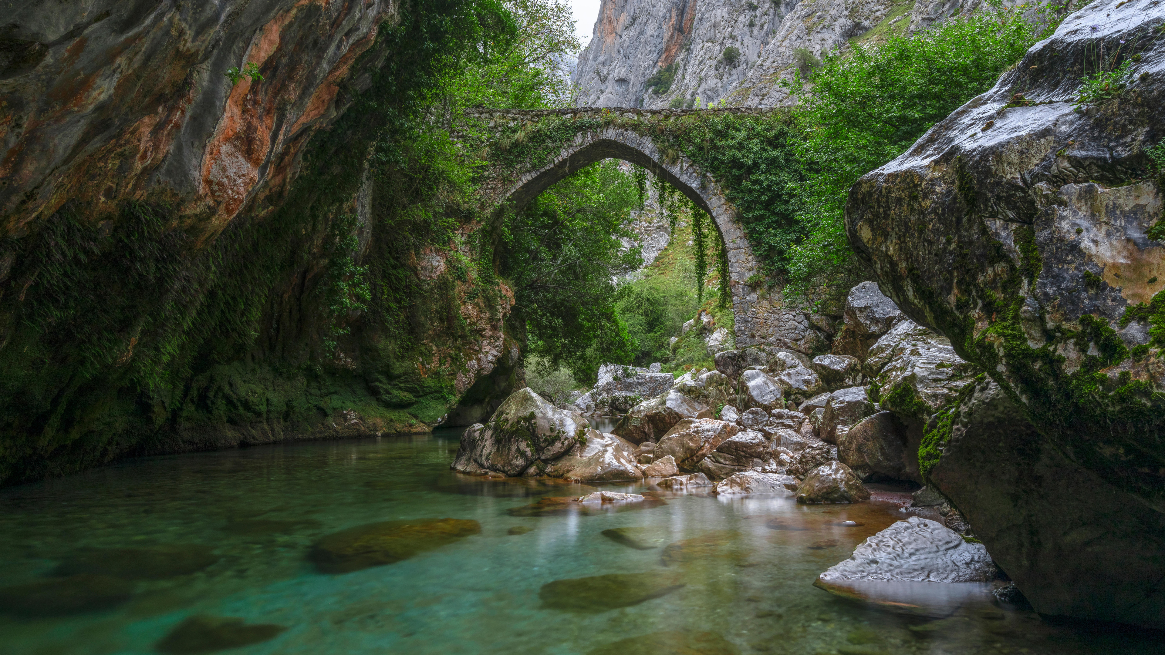 Bing Wallpaper - September 7, 2025 Spain