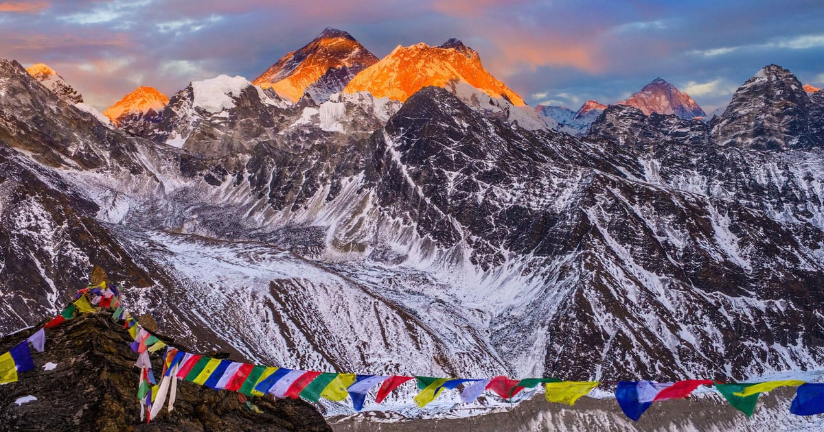 Bing Wallpaper - December 11, 2025 Worldwide